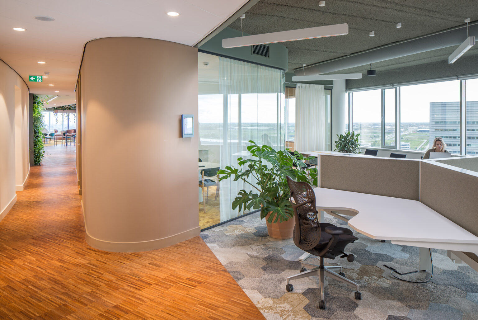 Pharos gebouw, Hoofddorp, stoffering met impact op CO2